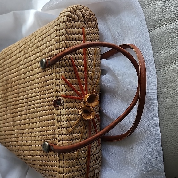 Hand Crafted | Bags | Handcrafted Vintage Rattan Straw Beach Bag 35 ...